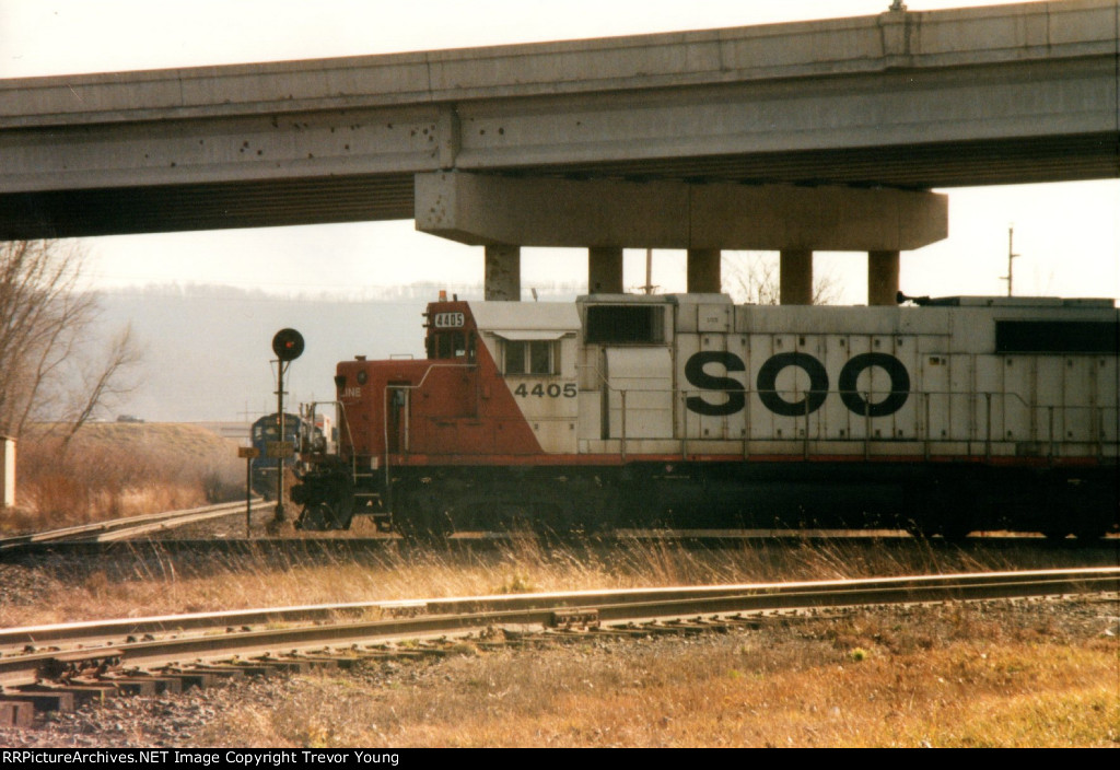 Soo 4405, CR 6484, Grand Crossing, La Crosse, WI